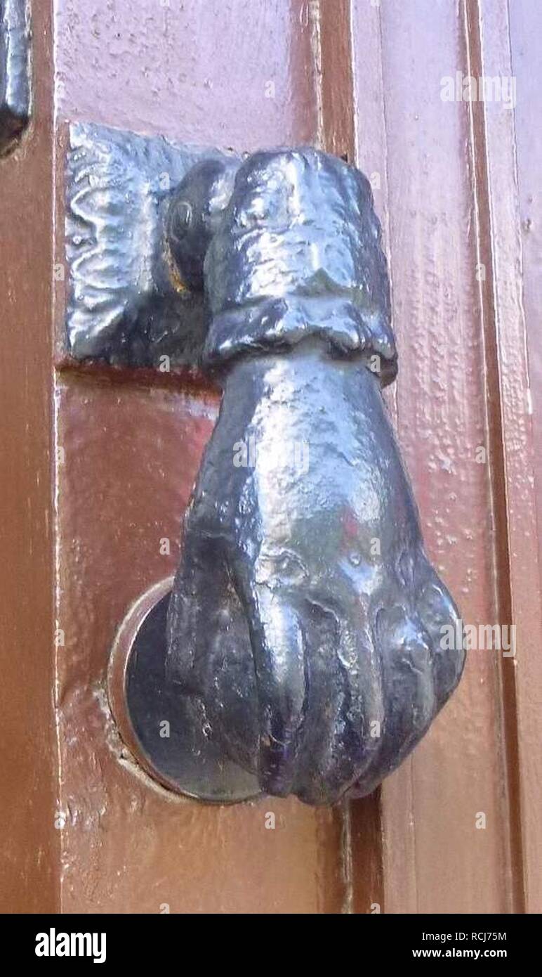 Puerta 5 hi-res stock photography and images - Alamy