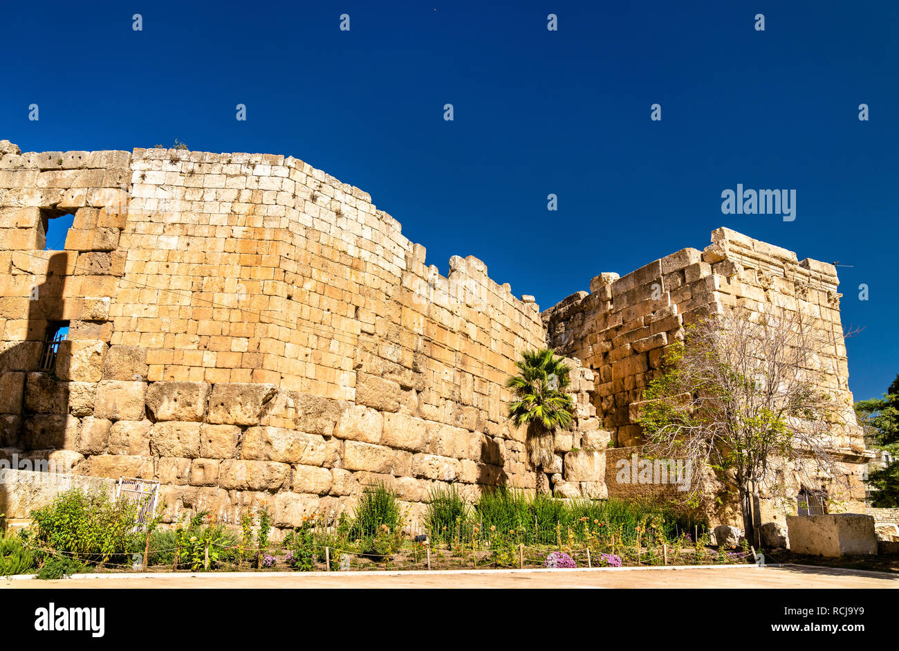 Walls of Heliopolis at Baalbek, Lebanon Stock Photo - Alamy