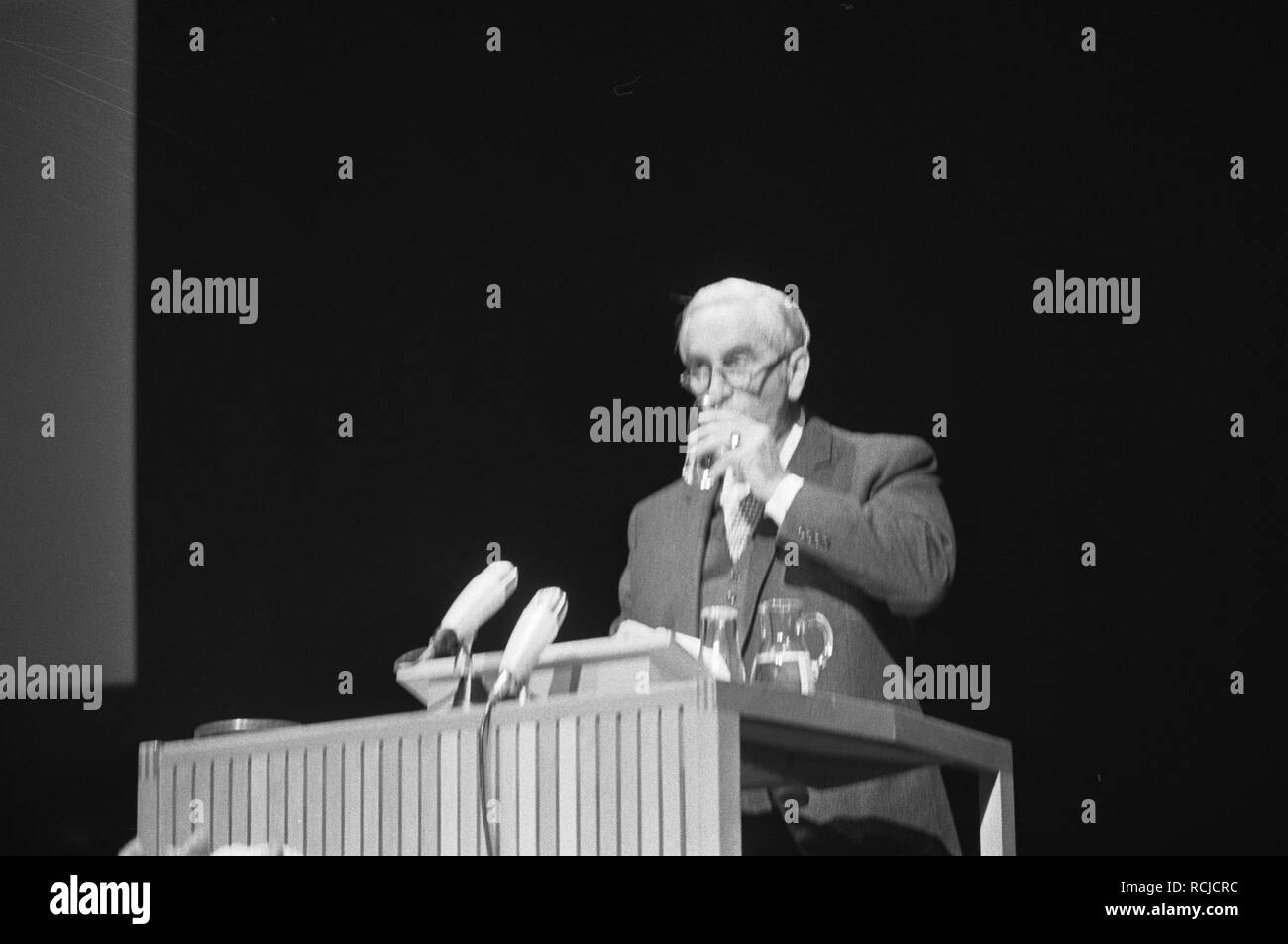 Verbond van nederlandse ondernemers hi-res stock photography and images ...