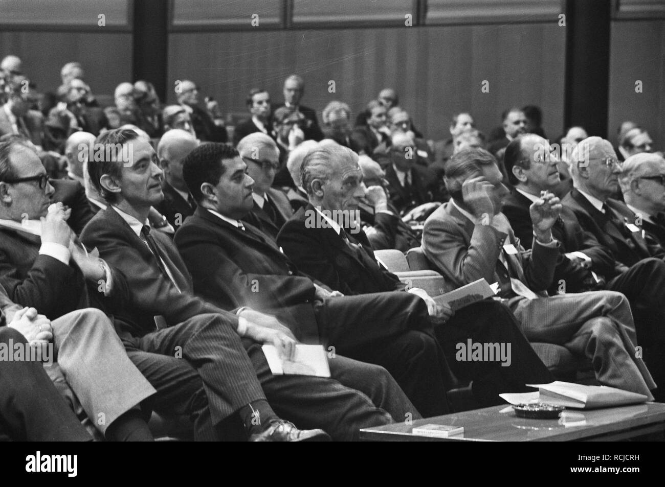 Verbond van nederlandse ondernemers hi-res stock photography and images ...