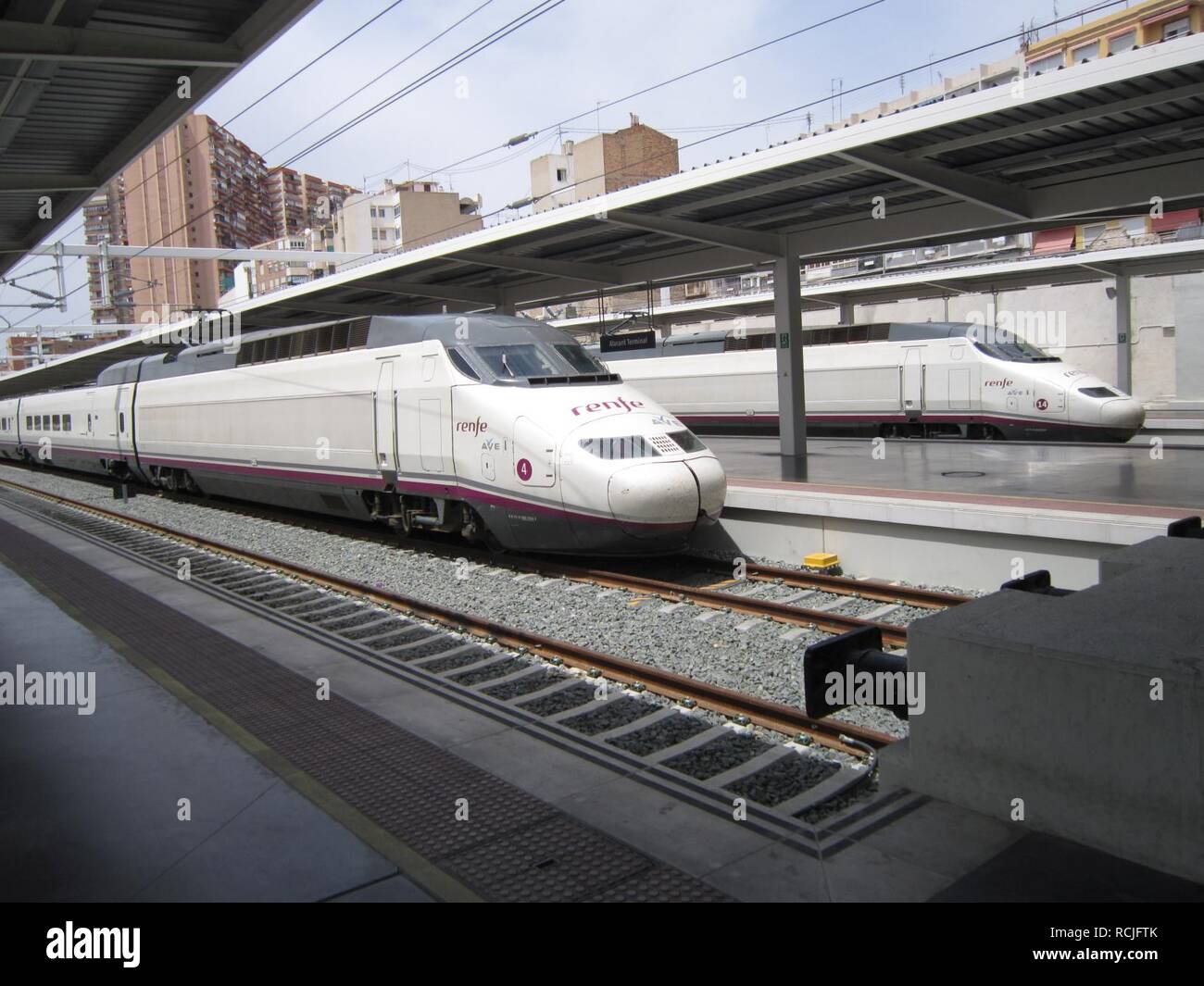 Alicante railway station Stock Photo - Alamy