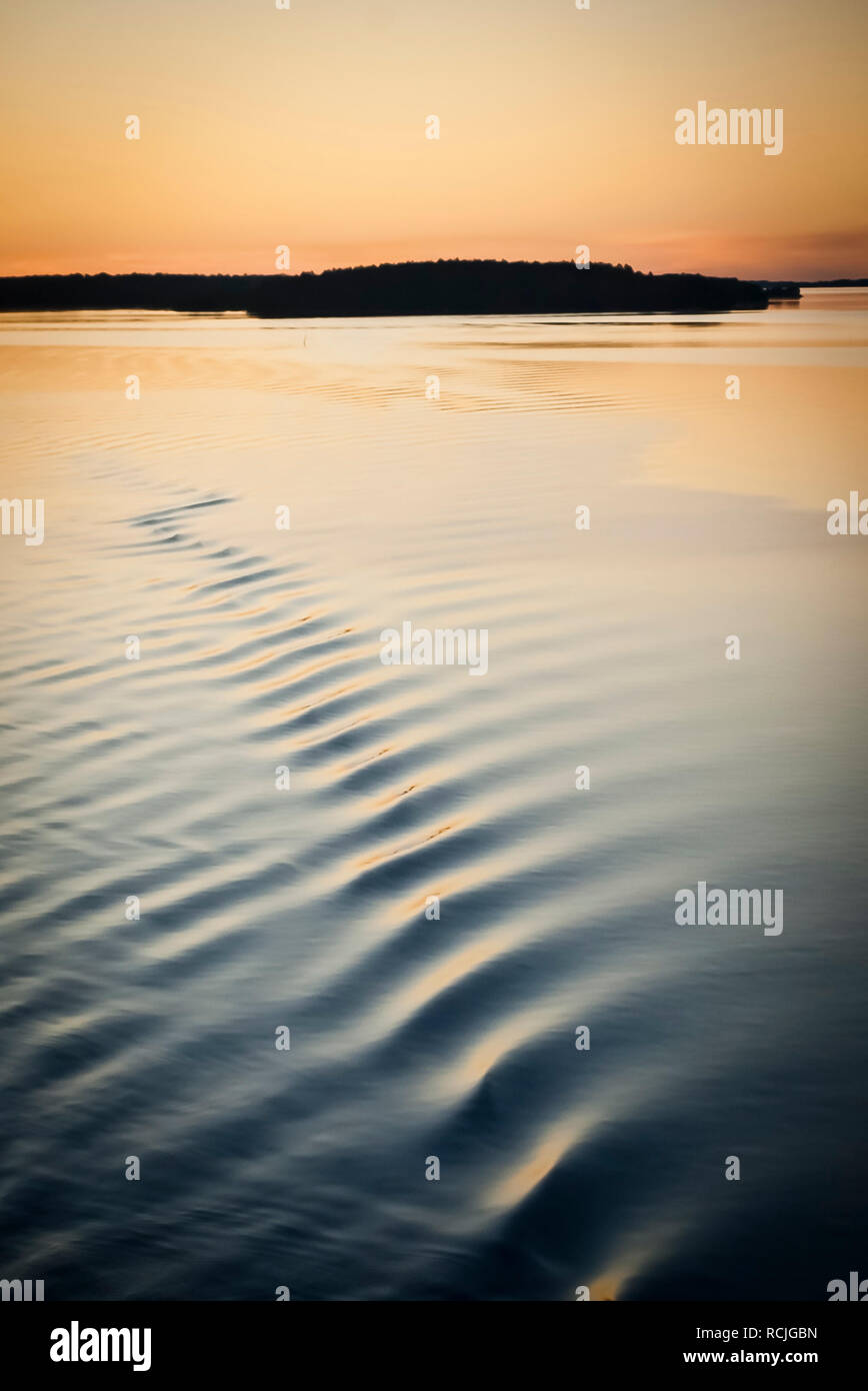Water Ripple at Sunrise/Sunst Stock Photo - Alamy