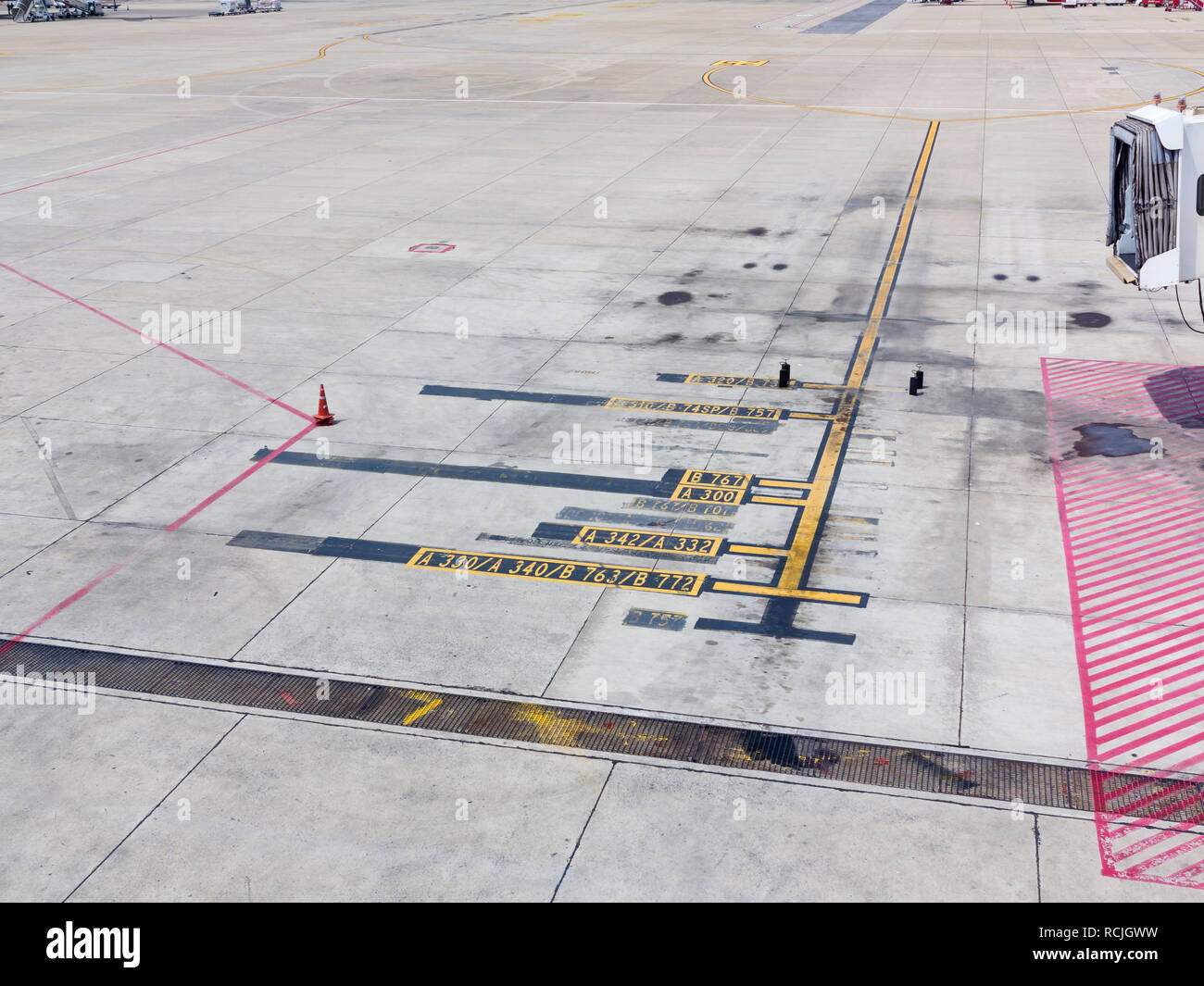 Runway parking mark Stock Photo - Alamy