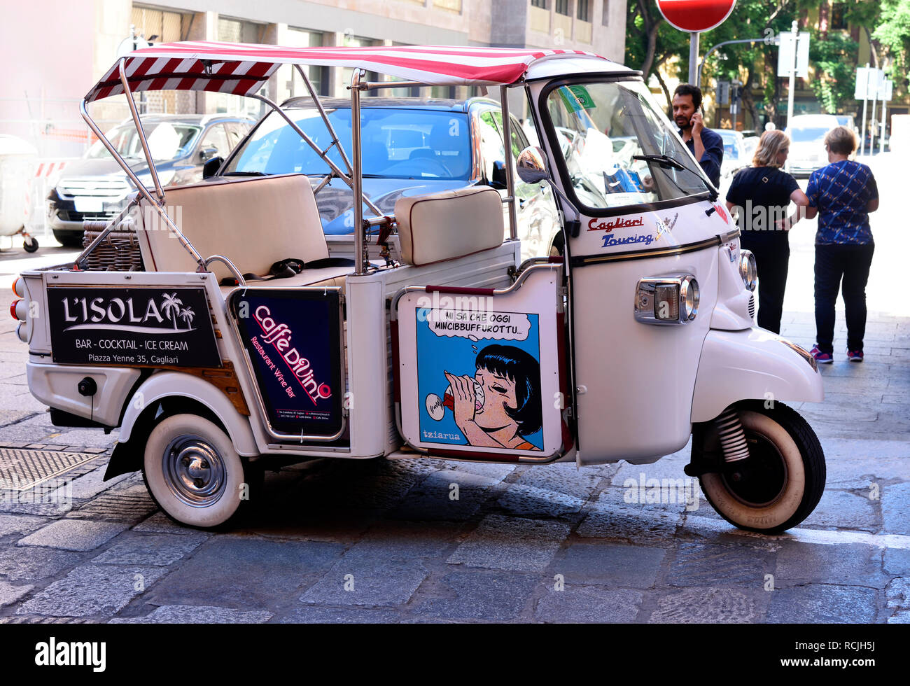 Italian three wheeler hi-res stock photography and images - Alamy