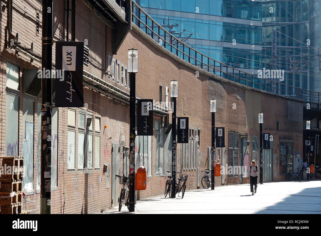 Berlin Station Zoo Stock Photo - Alamy
