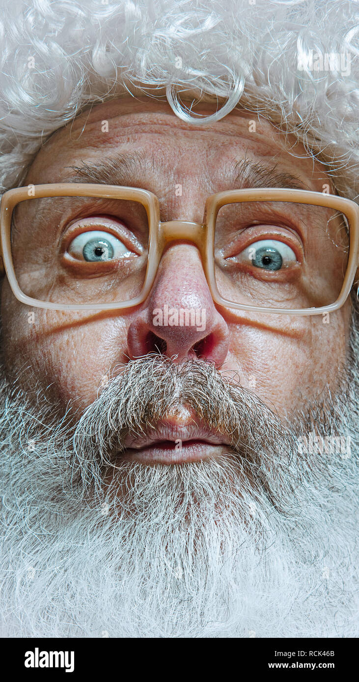 Santa Claus with surprised expression. Christmas celebration concept ...