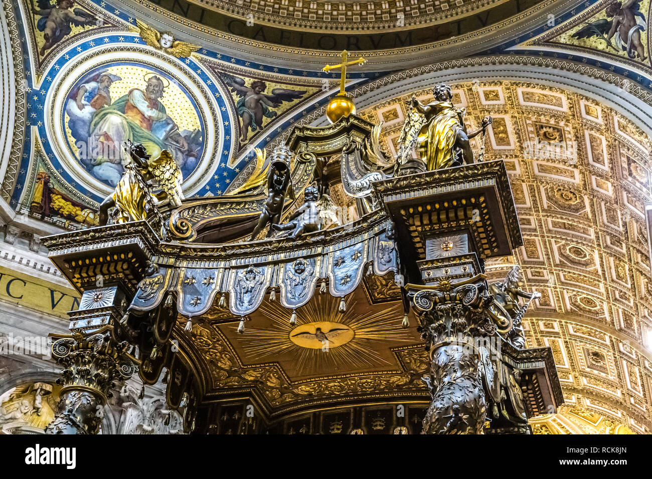 VATICAN - JANUARY 2, 2019: lights are enlightening ceilings and altar ...