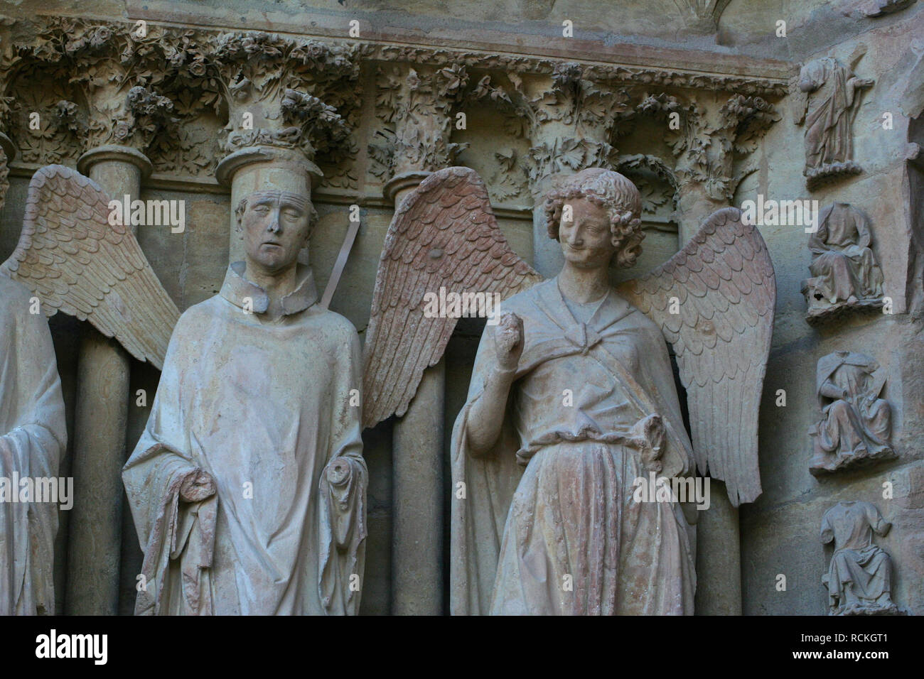 Smiling angel reims hi-res stock photography and images - Alamy