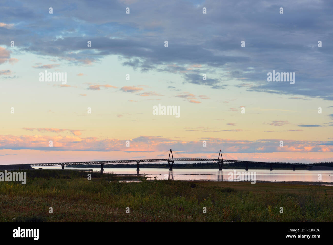 The deh cho bridge hi-res stock photography and images - Alamy