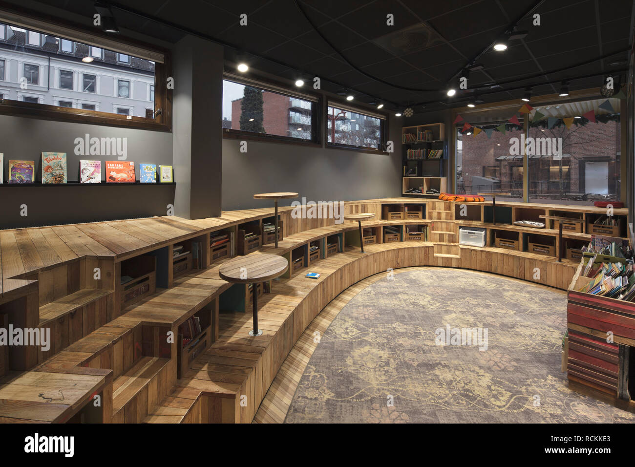 Deichmanske bibliotek oslo hi-res stock photography and images - Alamy