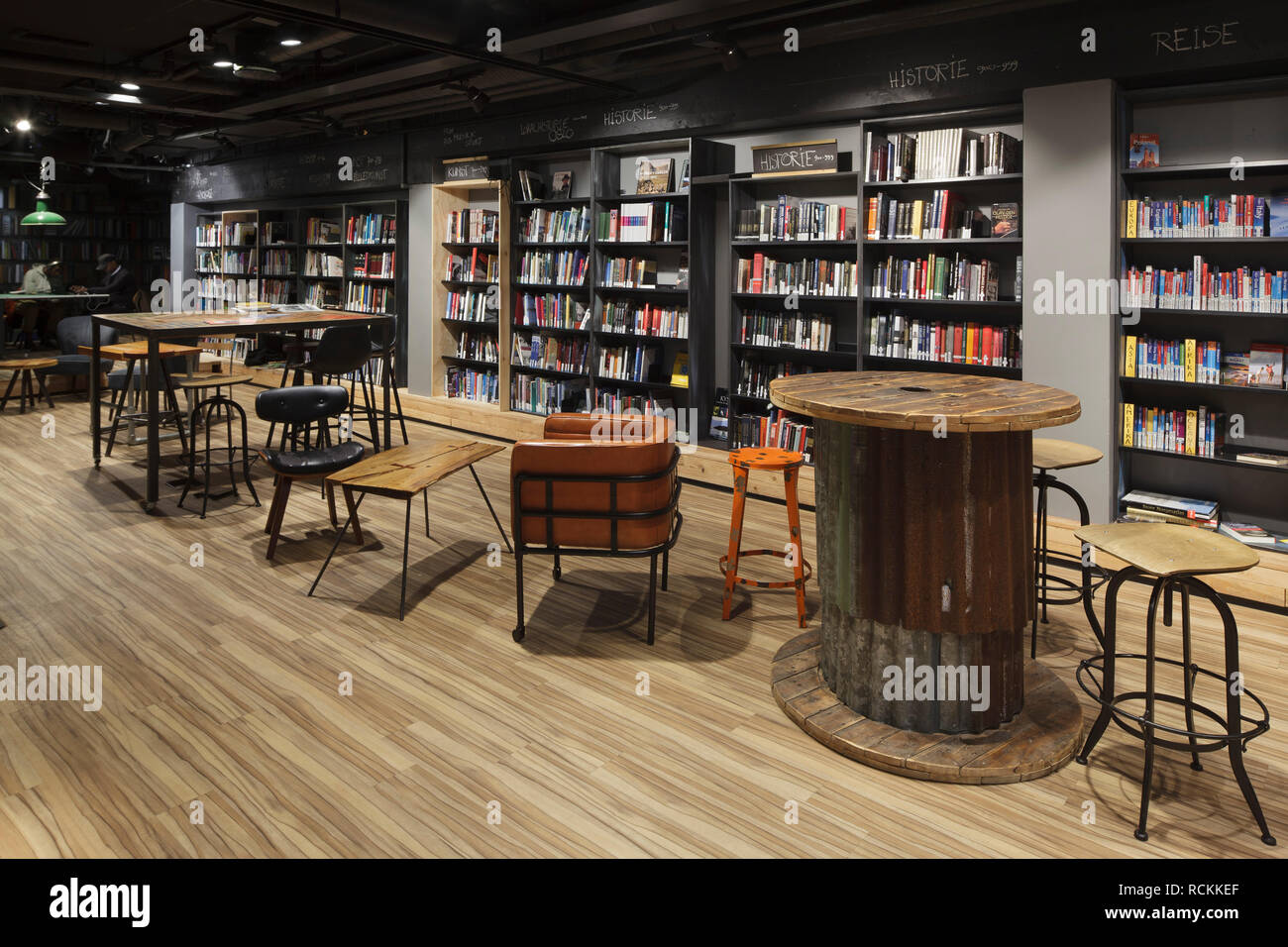Flooring basement hi-res stock photography and images - Alamy