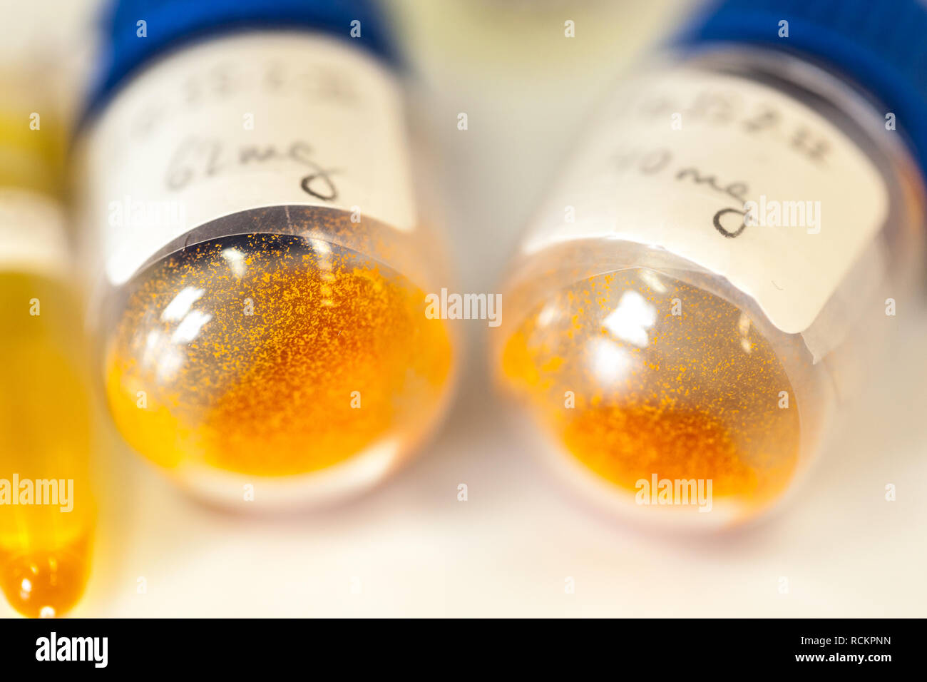 Chalcone experimentation in a chemical laboratory Stock Photo - Alamy
