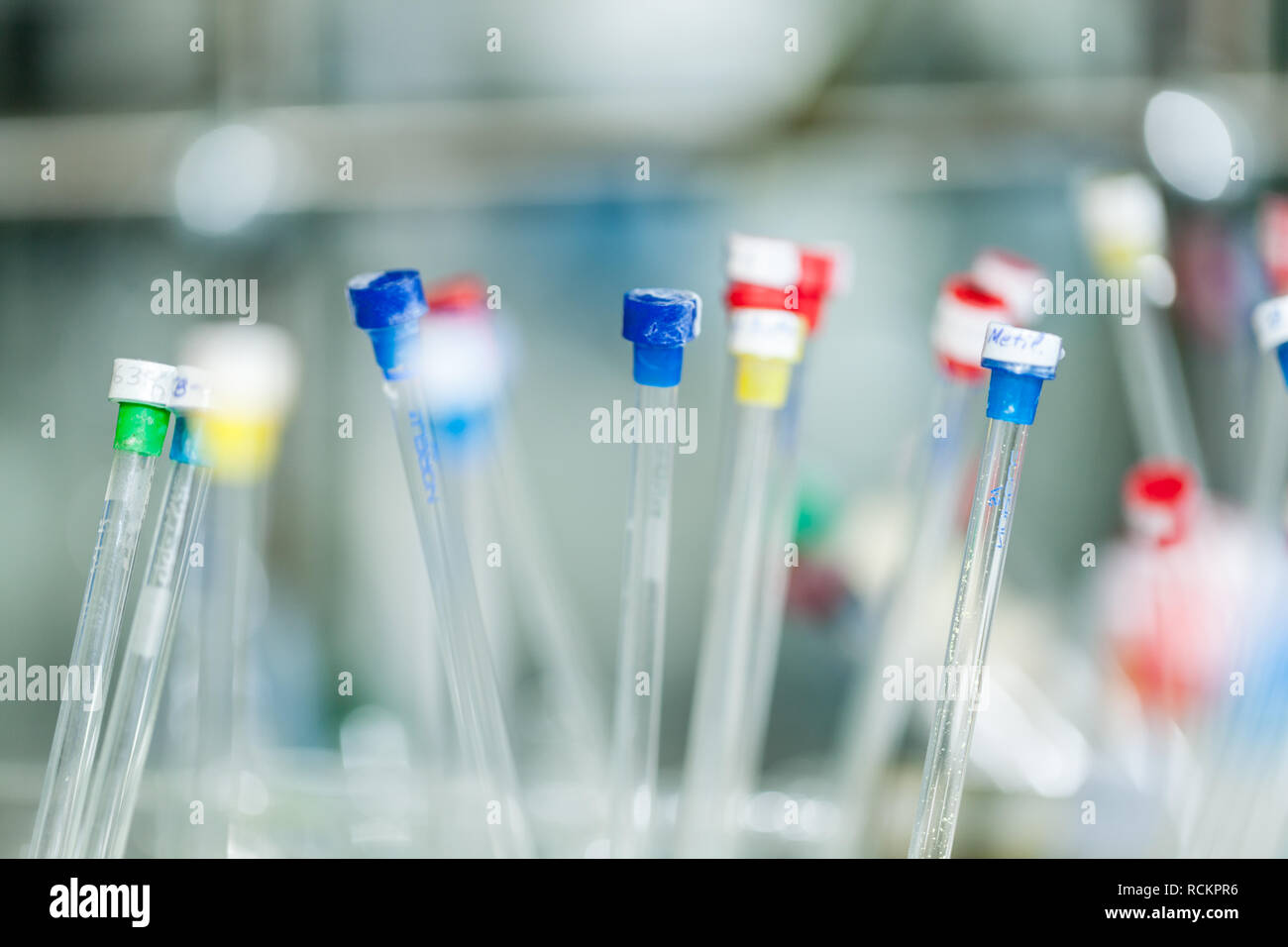 Test instrumentation lab hi-res stock photography and images - Alamy