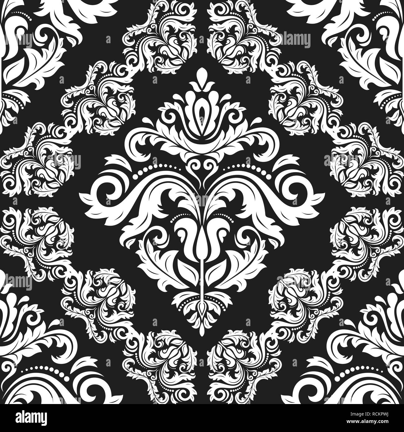 Classic wallpaper pattern Black and White Stock Photos & Images - Alamy