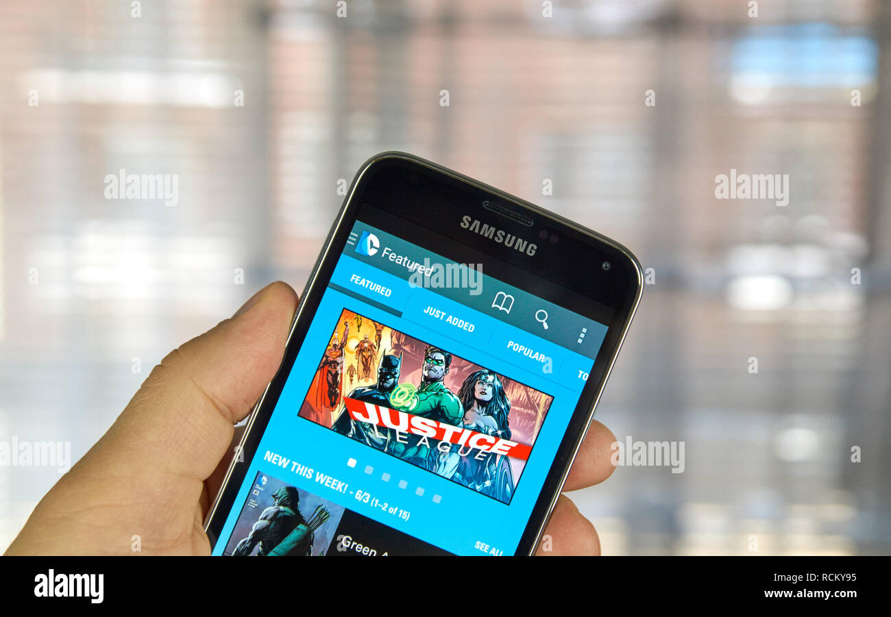 Dc comics hi-res stock photography and images - Alamy