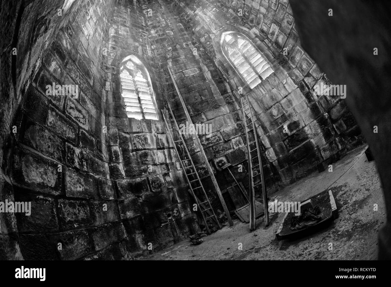 Cathedral at manchester Black and White Stock Photos & Images - Alamy