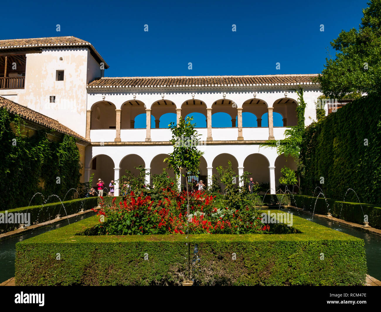 Alhambra generalife garden granada hi-res stock photography and images ...