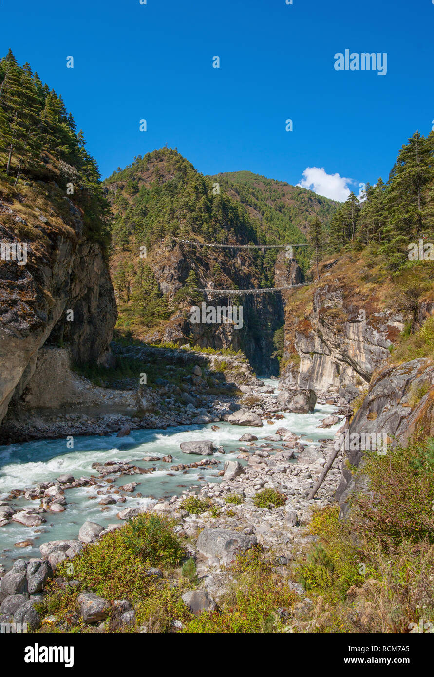 Hillary suspension bridge hi-res stock photography and images - Alamy