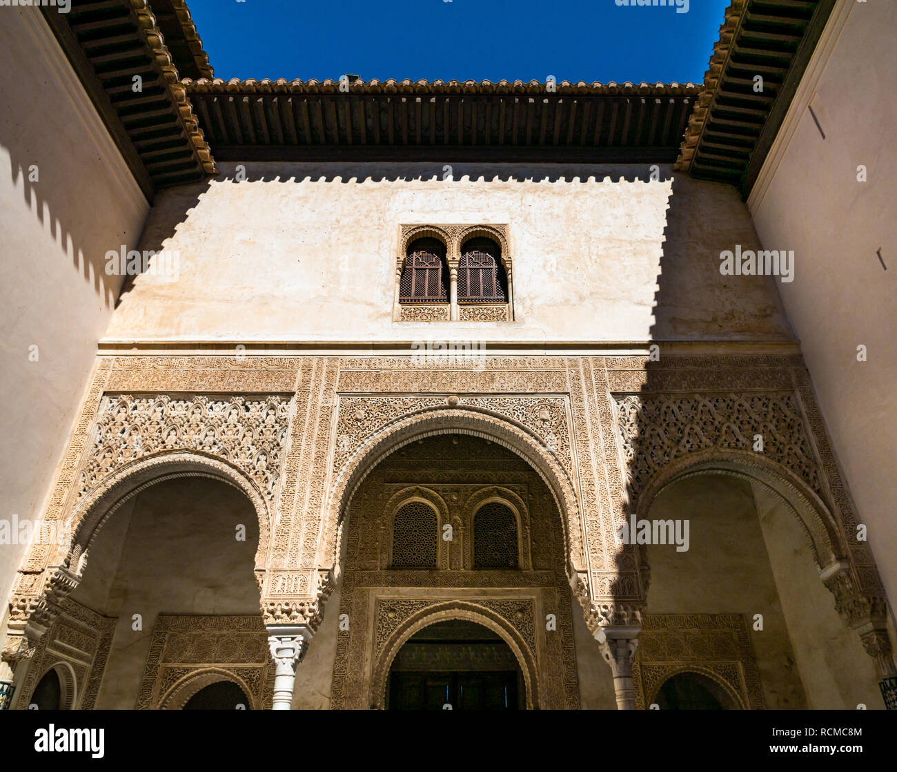 Islamic arabesque hi-res stock photography and images - Alamy