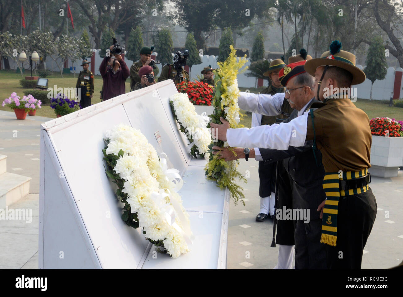 Indian army martyrs hi-res stock photography and images - Alamy