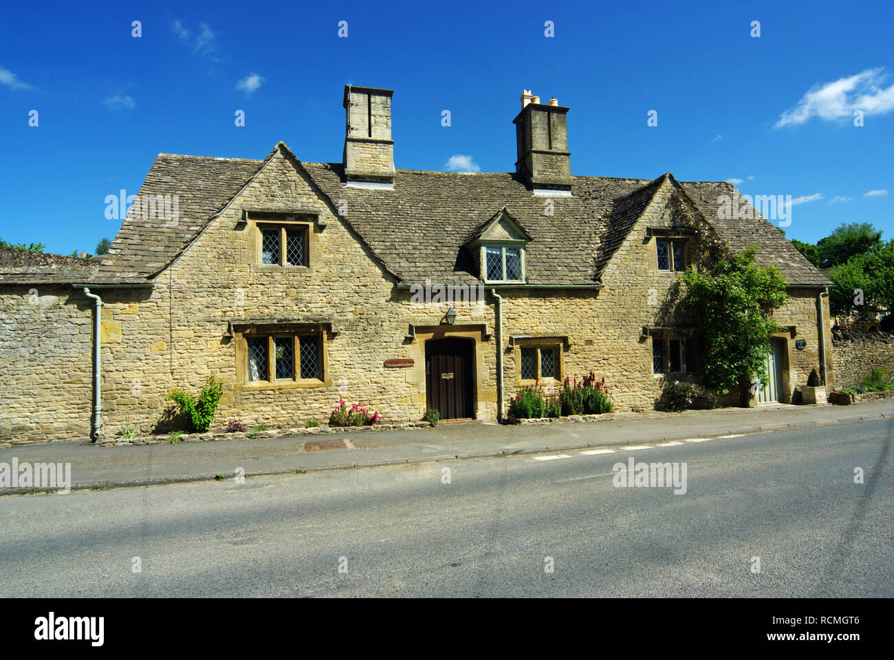 Lower swell hi-res stock photography and images - Alamy