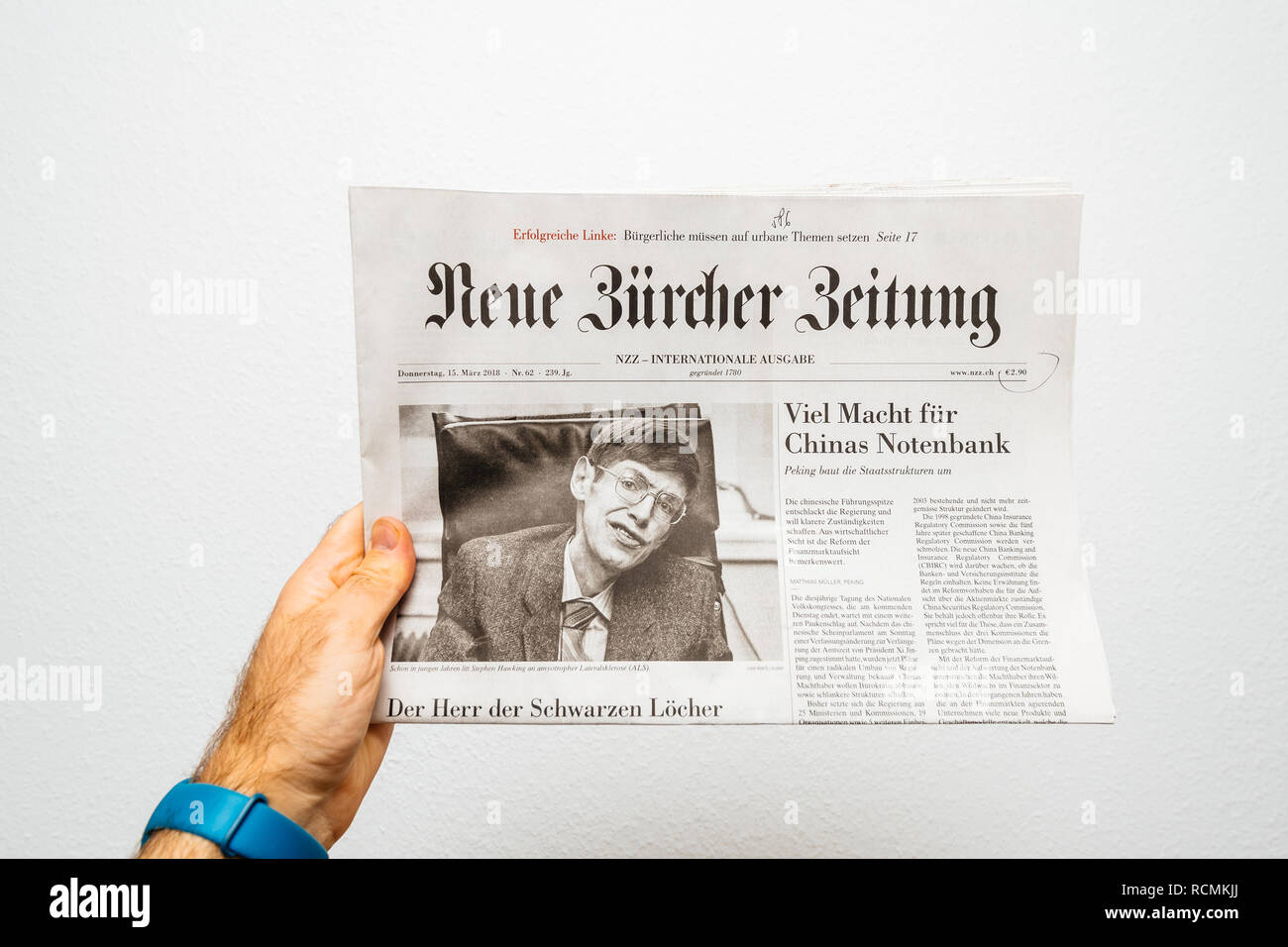 First theoretical physicist hi-res stock photography and images - Alamy