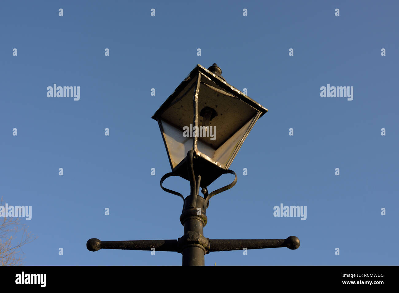 Damaged Lamp Stock Photos & Damaged Lamp Stock Images - Alamy