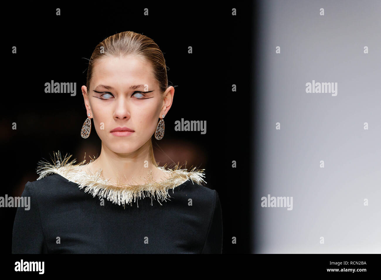 Luft displays hi-res stock photography and images - Alamy