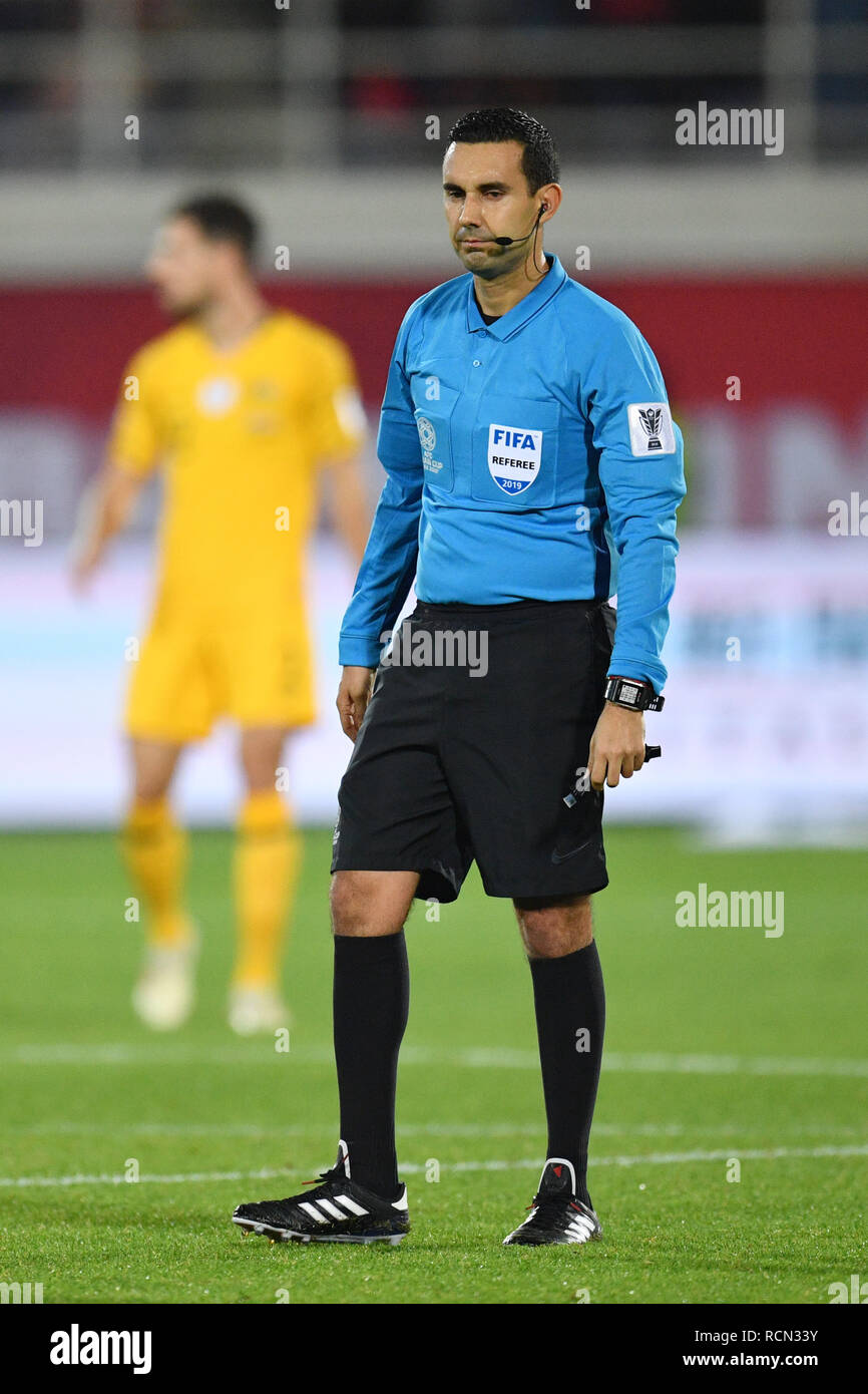 Referee cesar ramos hi-res stock photography and images - Alamy