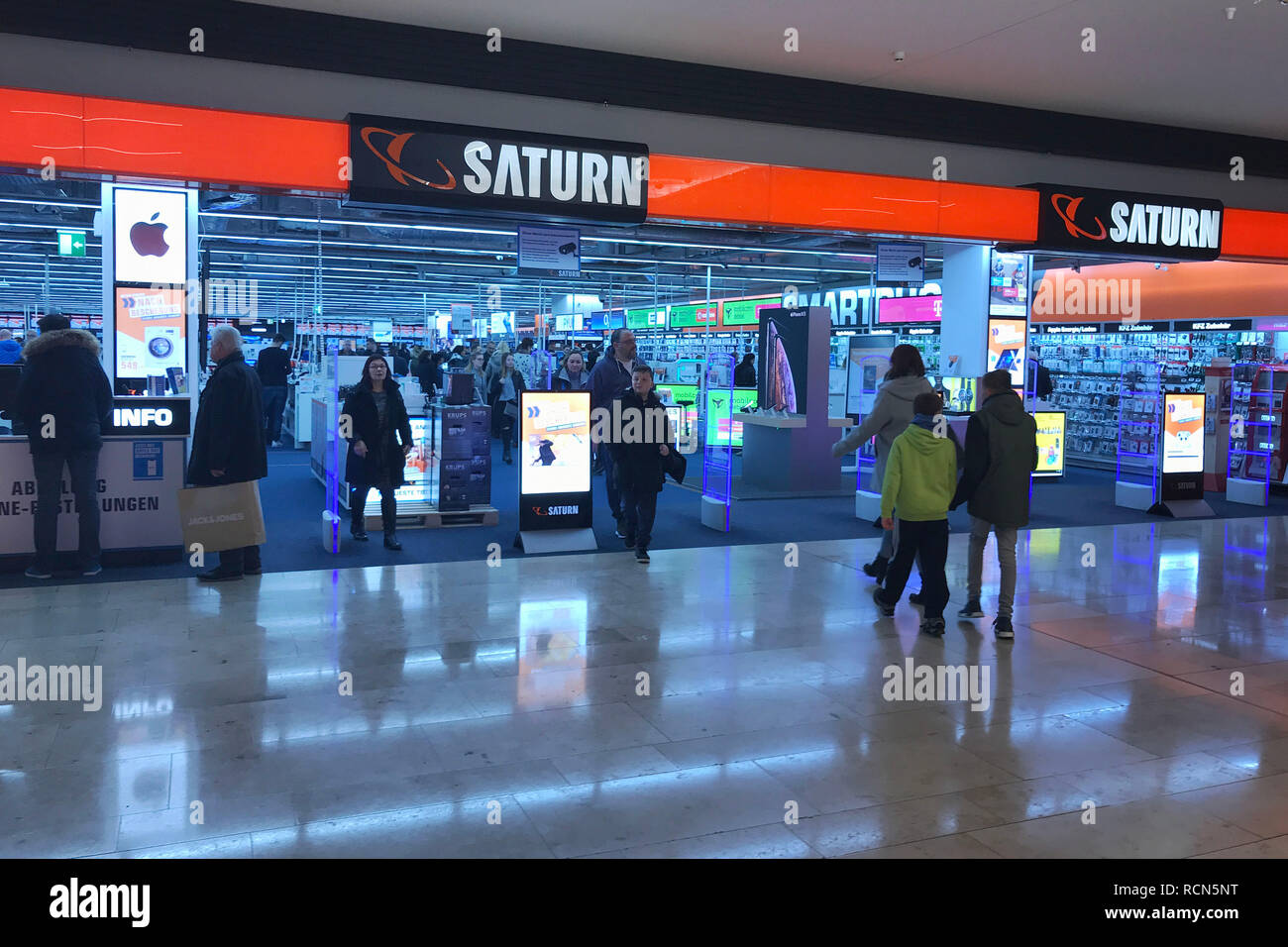 Saturn shop hi-res stock photography and images - Alamy