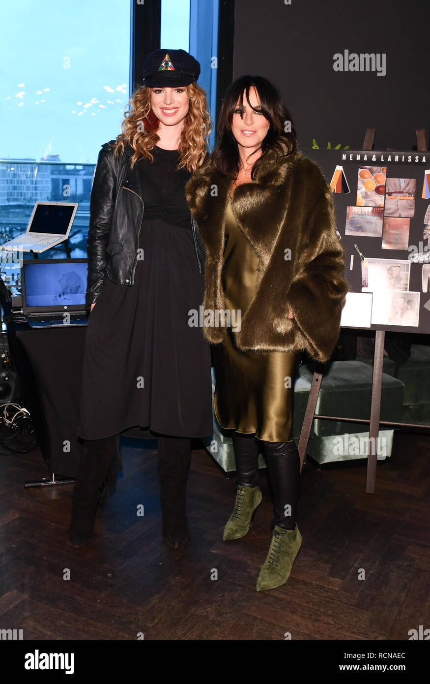 Berlin, Germany. 16th Jan, 2019. Pop singer Nena (r) and her daughter ...