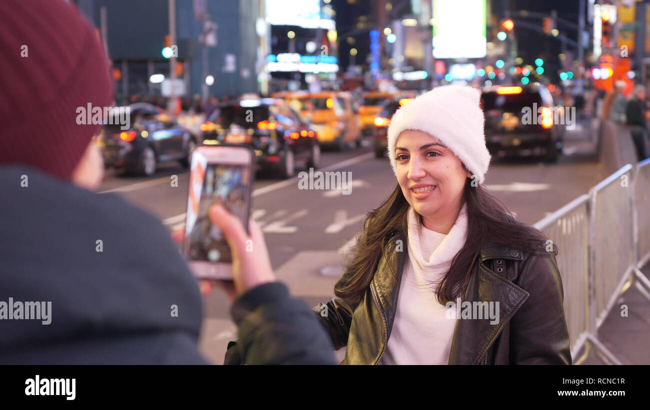 Two friends travel to New York for sightseeing Stock Photo - Alamy