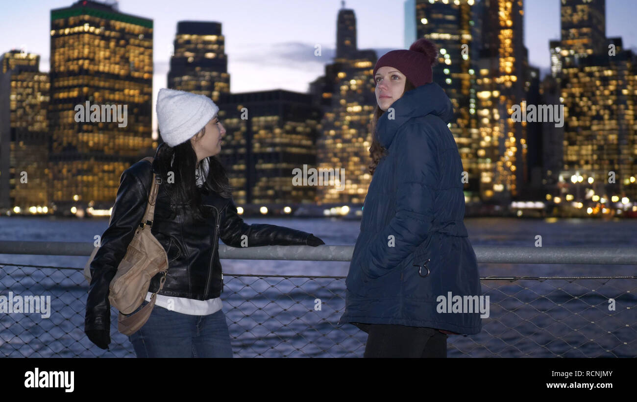 Two friends travel to New York for sightseeing Stock Photo - Alamy
