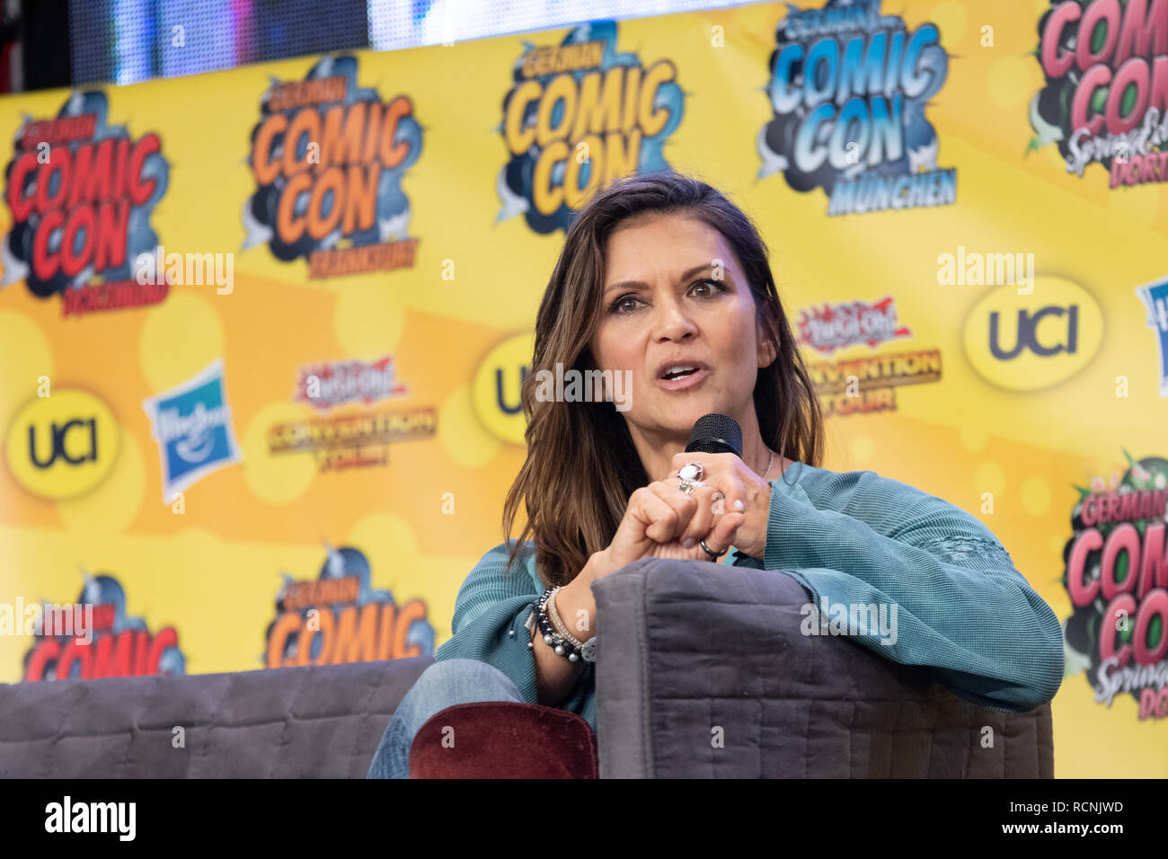 Walker texas ranger hi-res stock photography and images - Alamy