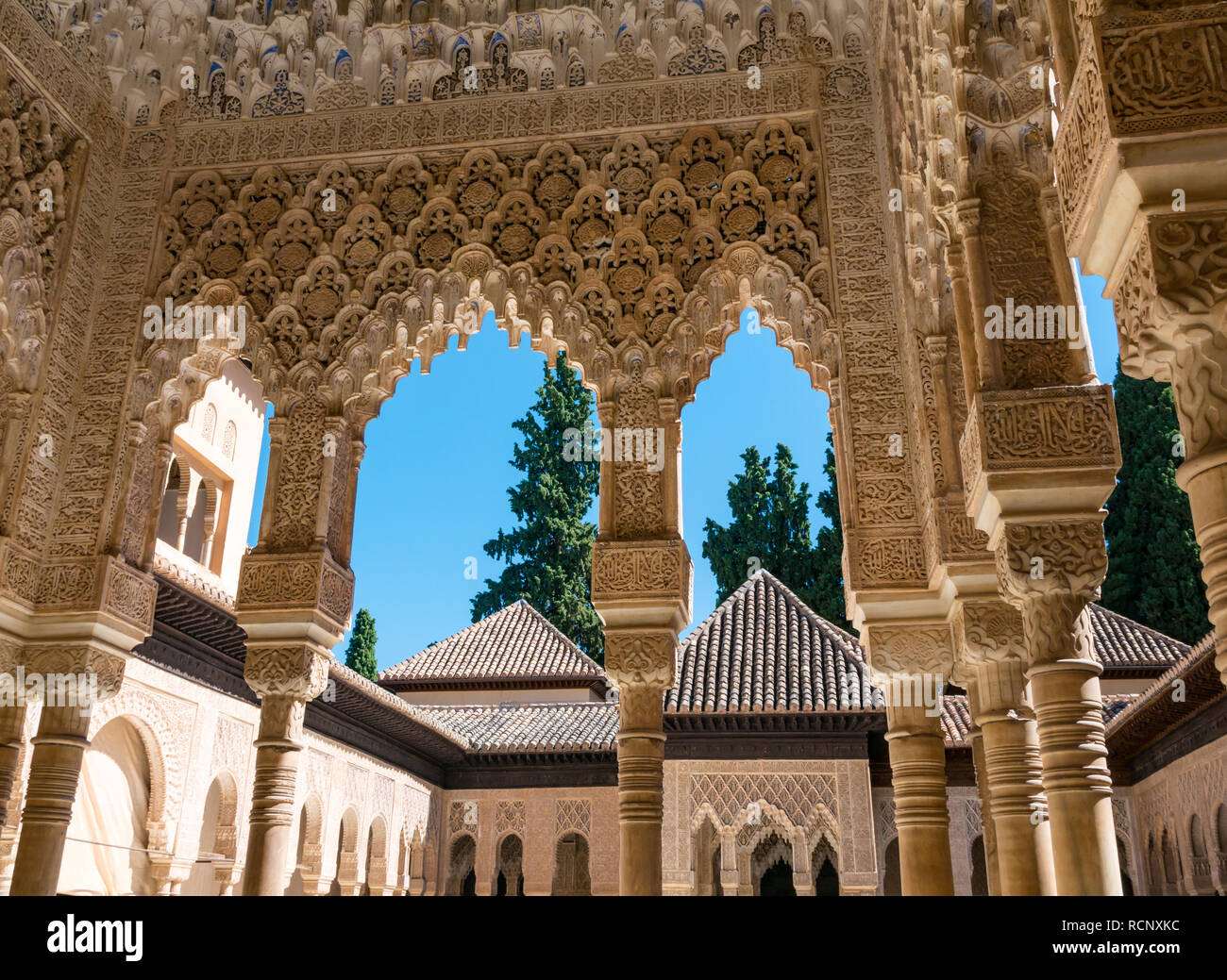 Arabesque arabesques High Resolution Stock Photography and Images - Alamy