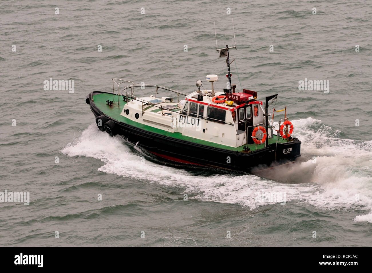 Pilot boat assistance hi-res stock photography and images - Alamy
