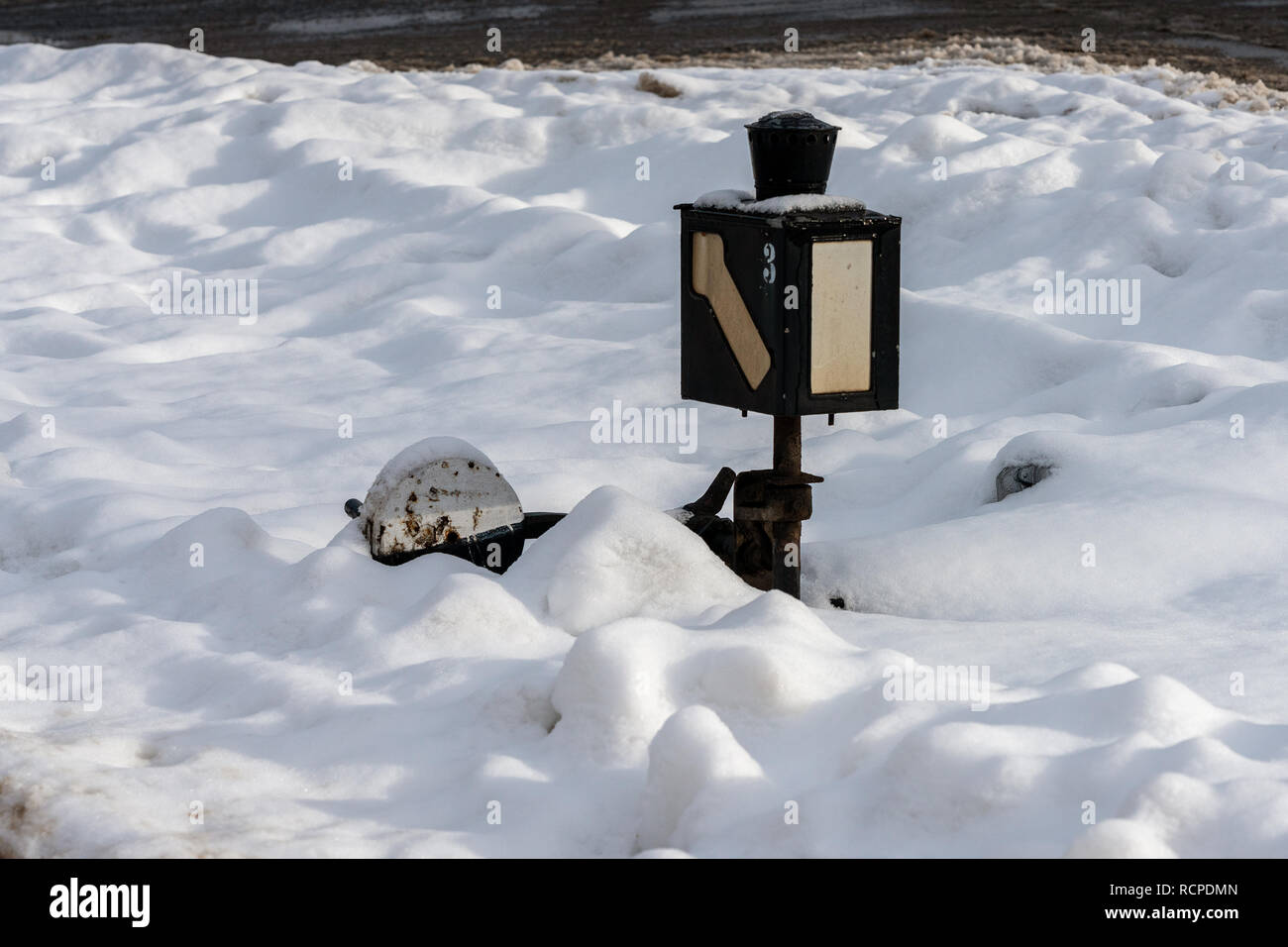 Railroad switch in the snow, Fichtelberg railway Stock Photo - Alamy