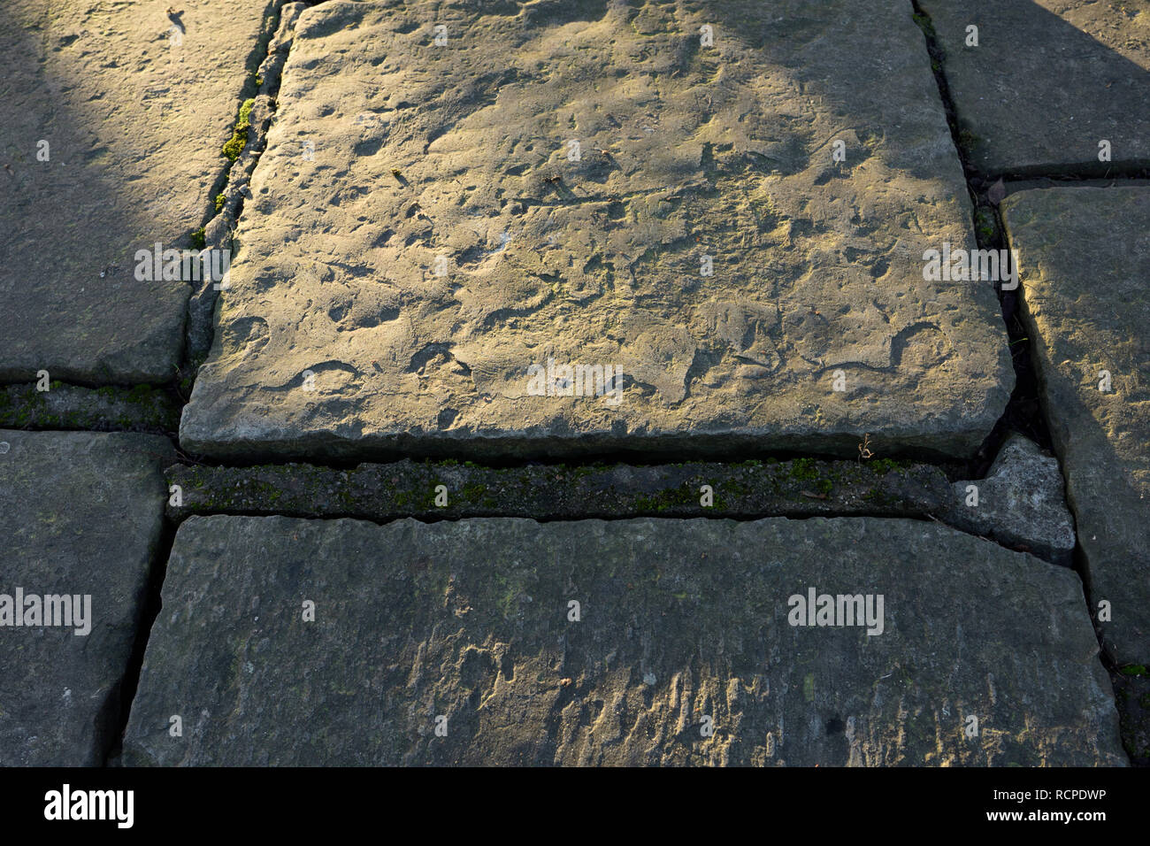 Loose joints flagstones hi-res stock photography and images - Alamy