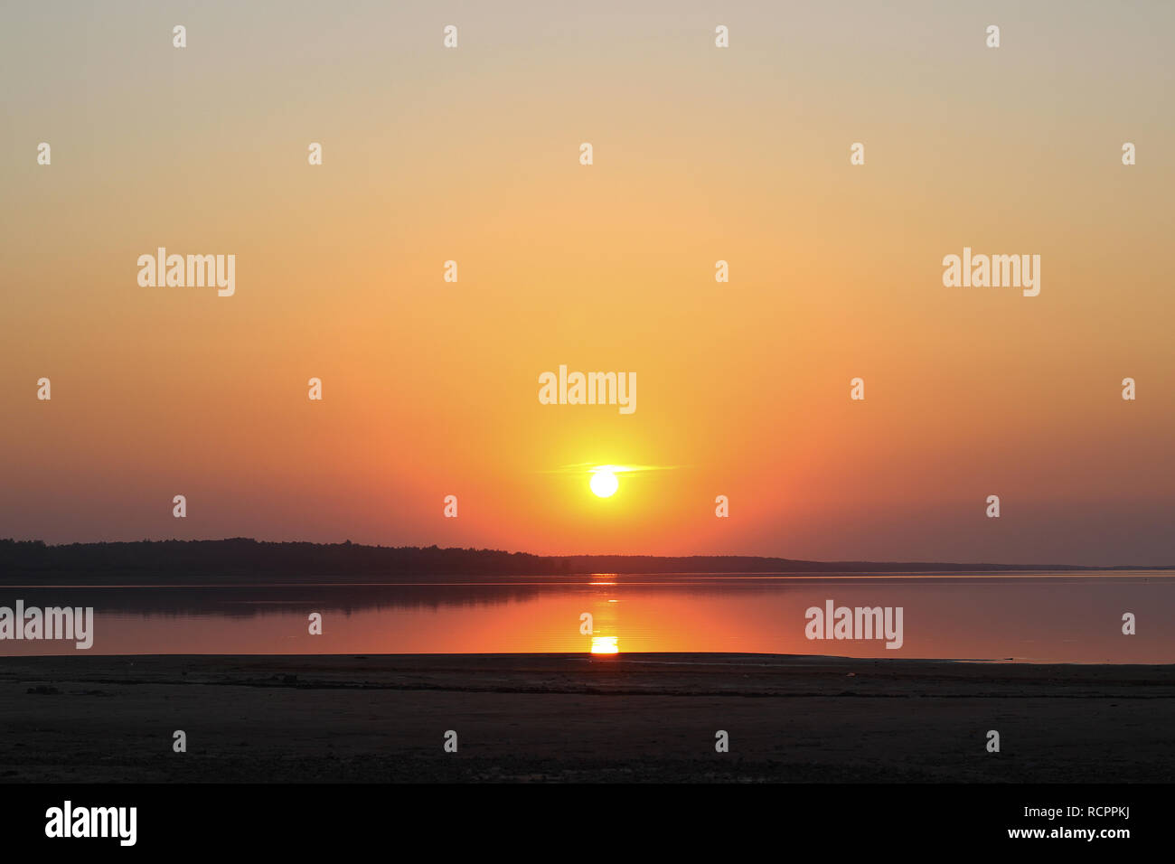 Amazing sea landscape during pink sunset close-up Stock Photo - Alamy