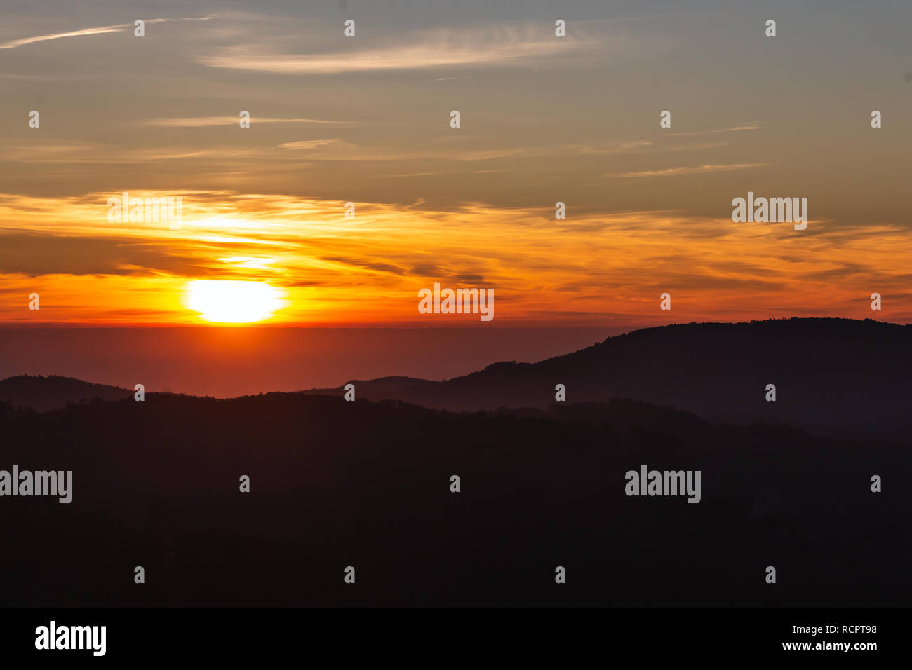 Red sky sunset over sintra hi-res stock photography and images - Alamy