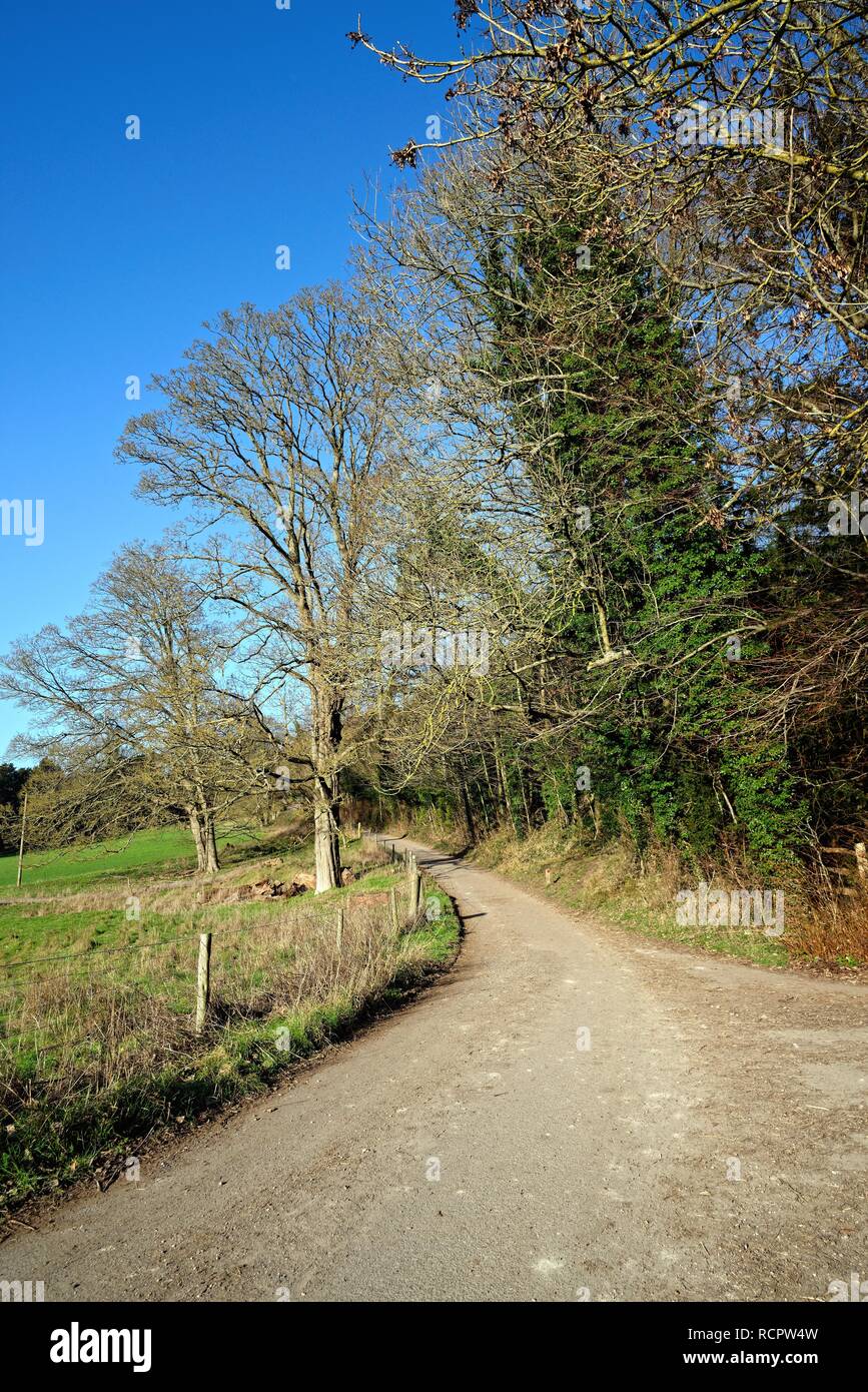 Countryside sunny day hi-res stock photography and images - Alamy