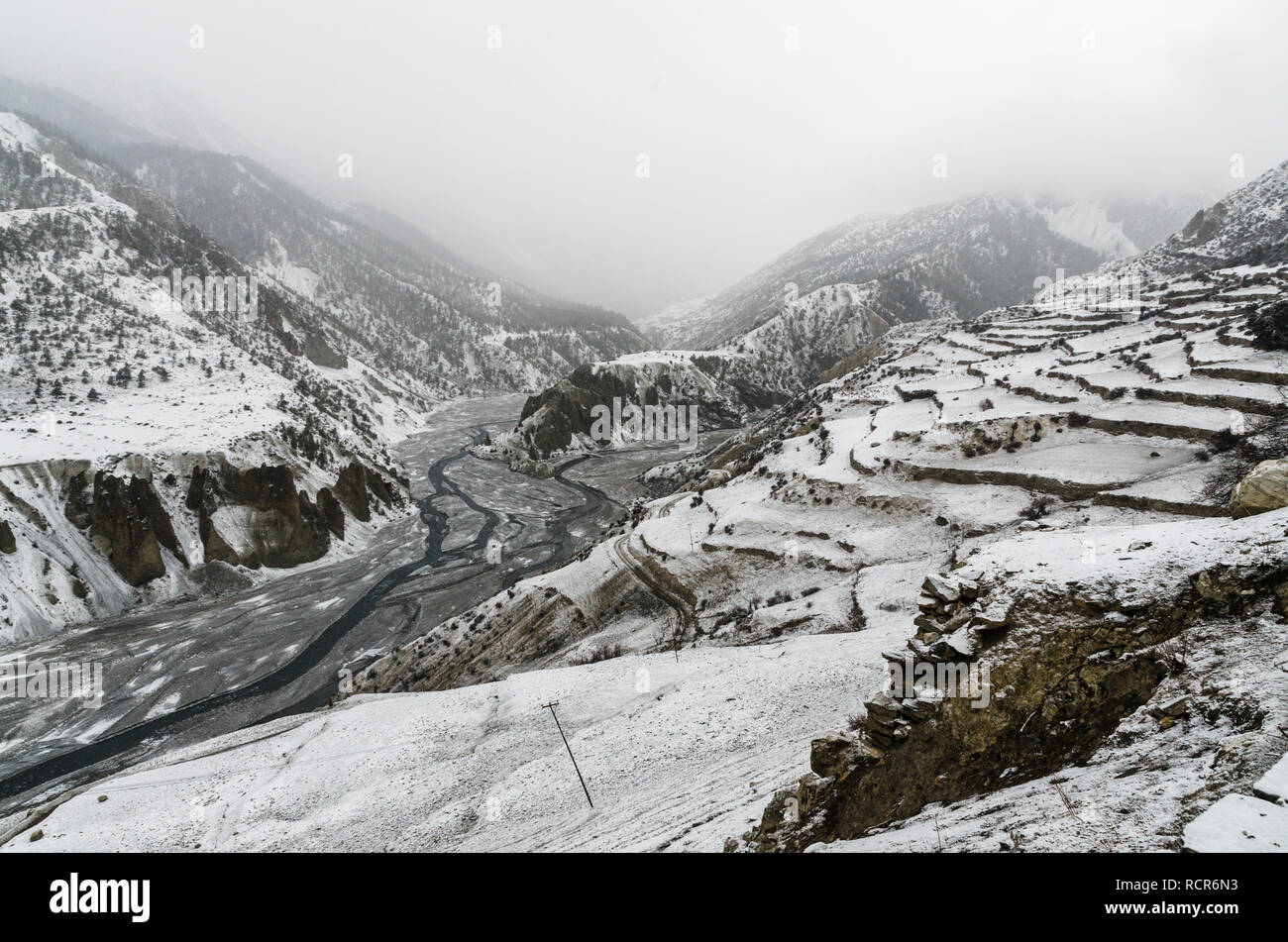 Fields in nepal hi-res stock photography and images - Alamy