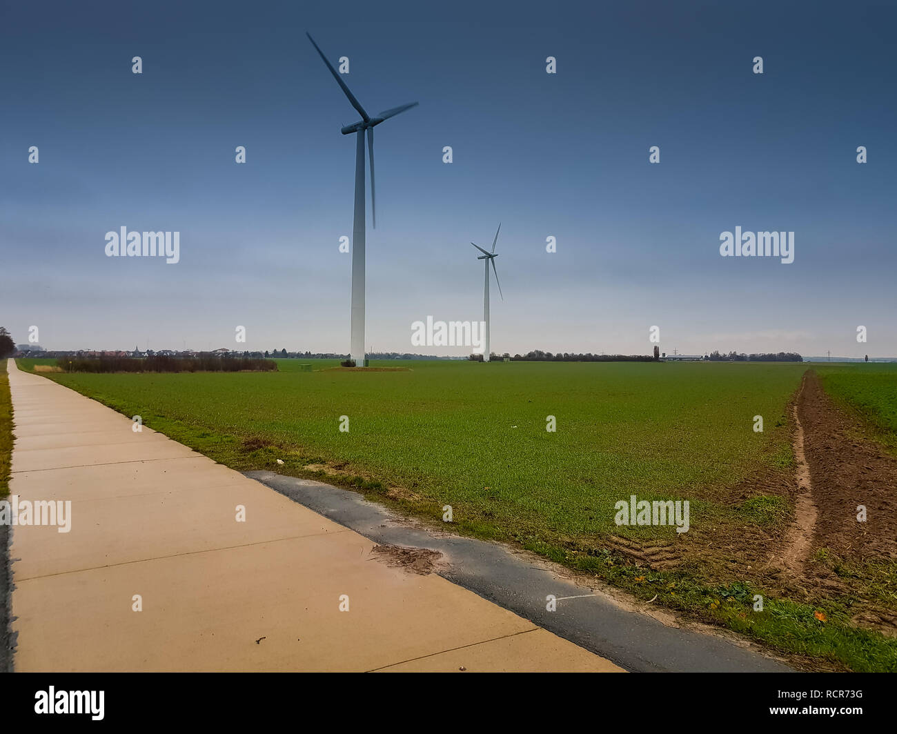 Wind turbine industry hi-res stock photography and images - Alamy