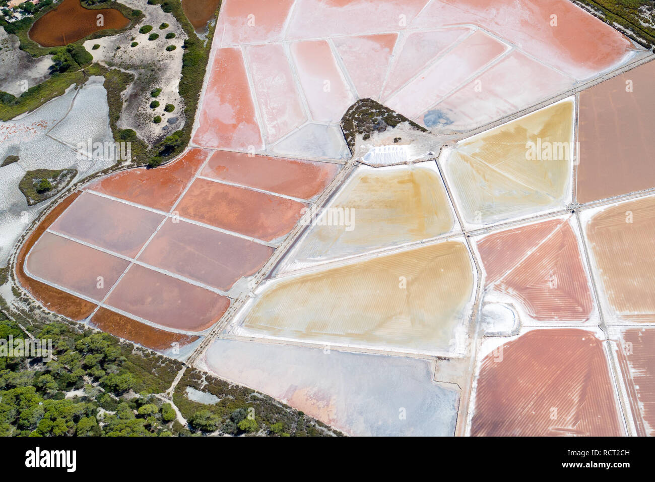 Pink salt flats es trenc hi-res stock photography and images - Alamy