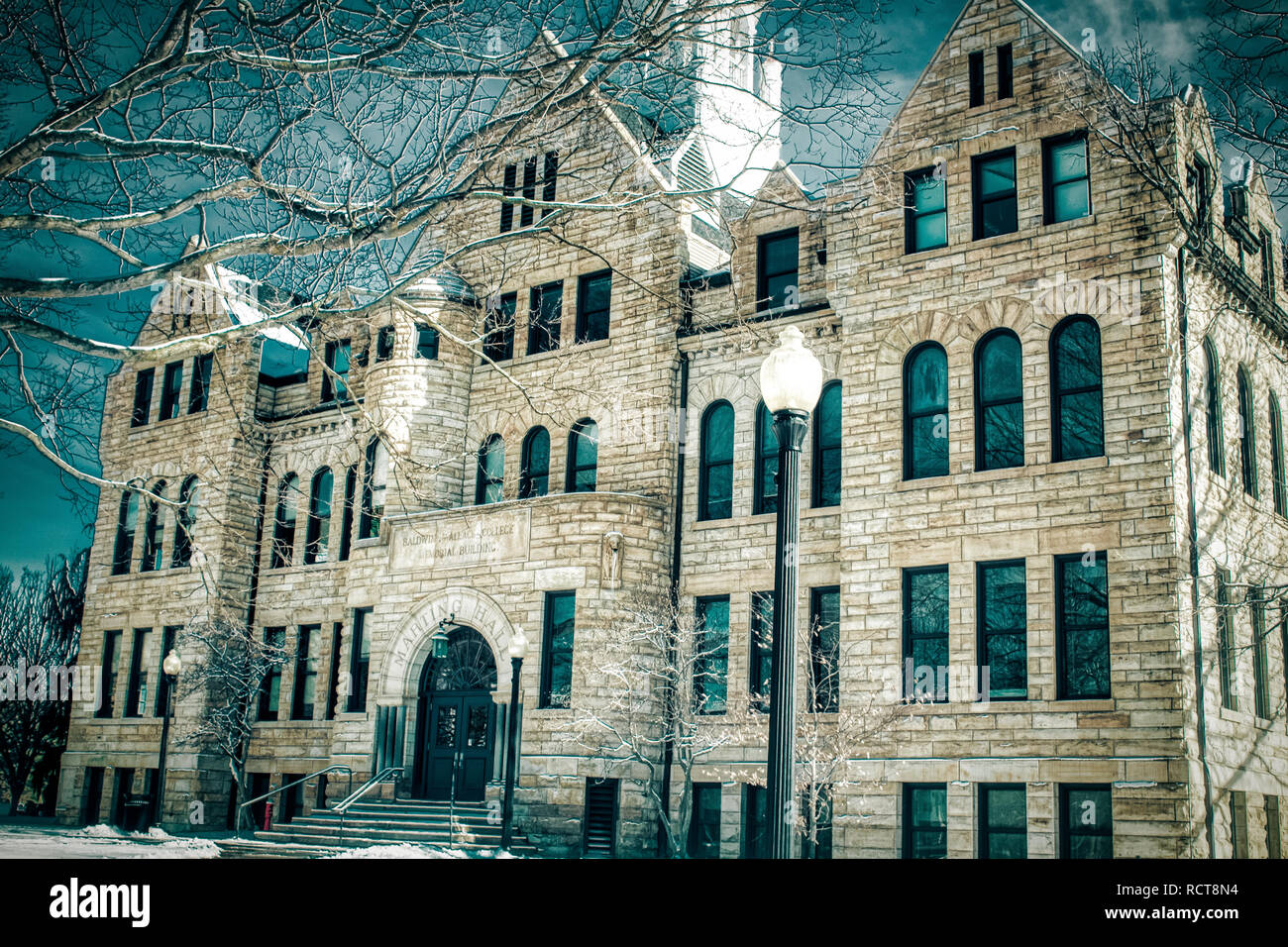 Old college building hi-res stock photography and images - Alamy