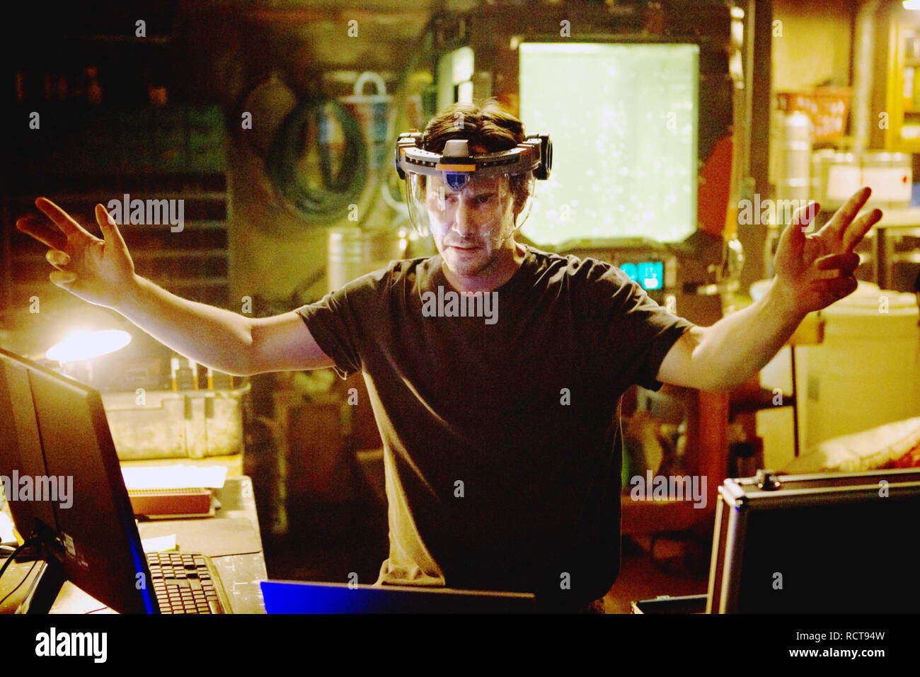 REPLICAS, Keanu Reeves, 2018. ph: Francisco Collazo / © Entertainment ...