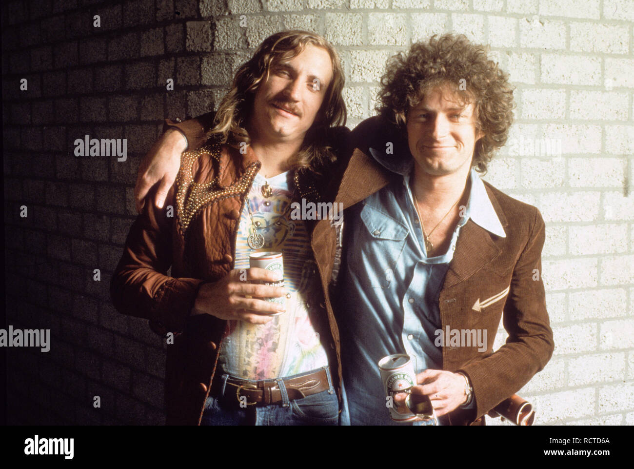 THE EAGLES US rock group with Don Felder at left and Bernie Leadon ...