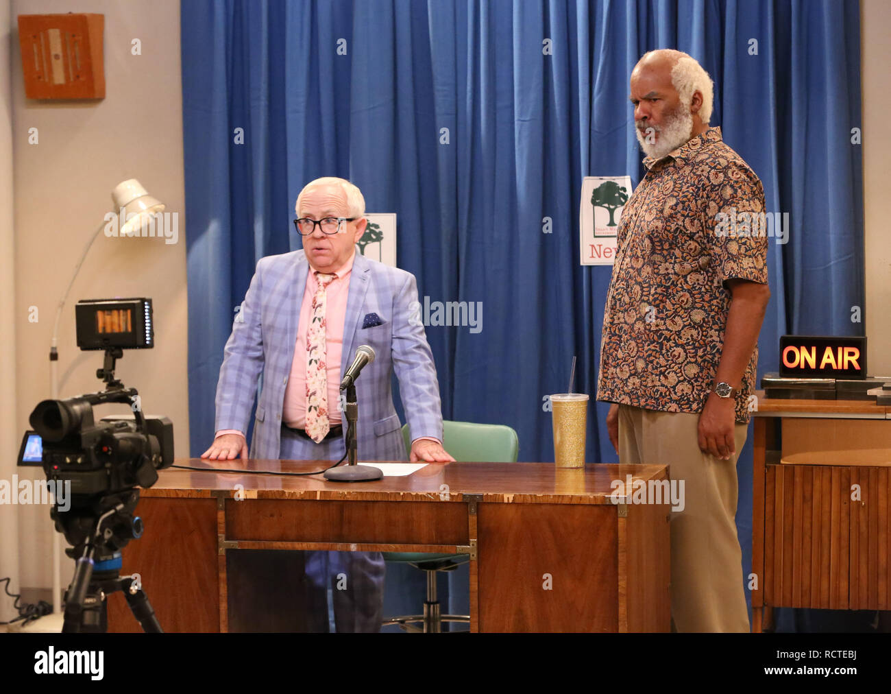 THE COOL KIDS, Leslie Jordan, David Alan Grier in 'Charlie's Angel ...