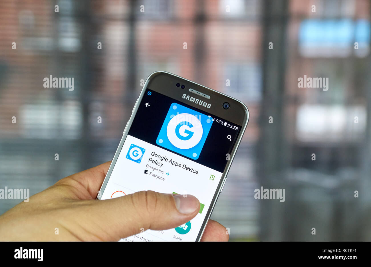 Settings logo hi-res stock photography and images - Alamy