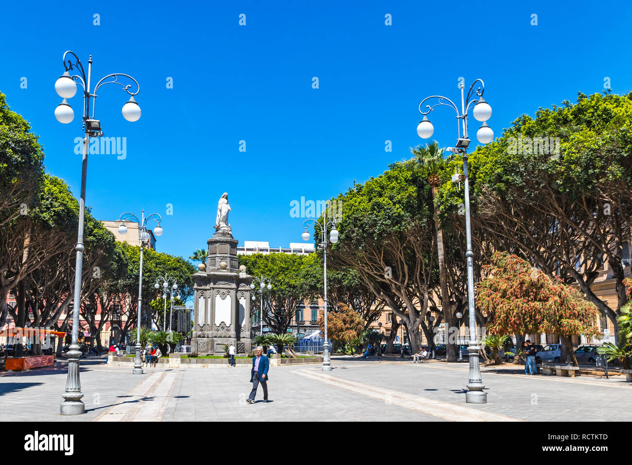 Piazza del carmine hi-res stock photography and images - Alamy